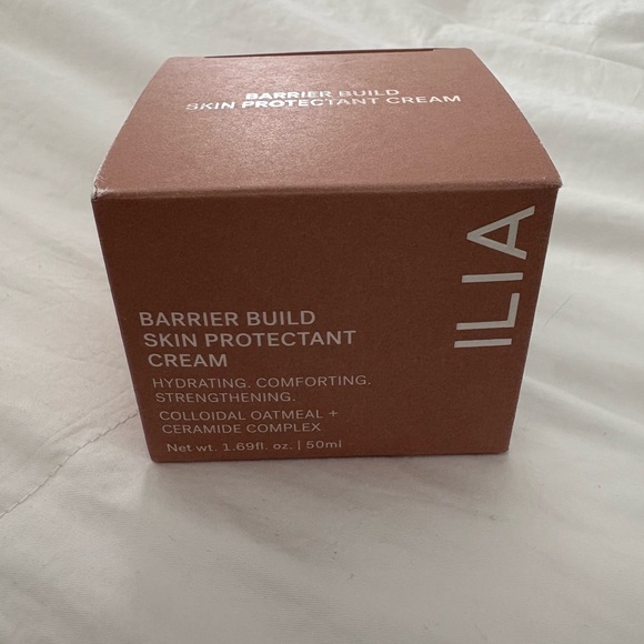 ILIA | Skincare | Ilia Barrier Build Skin Protectant Cream | Poshmark